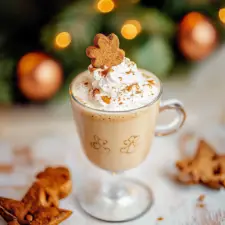 Amazing Gingerbread Latte: Indulge in this Delicious Treat